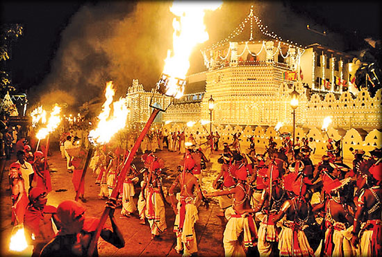 The Oldest and Grandest of all Buddhist Festivals in Sri Lanka ...